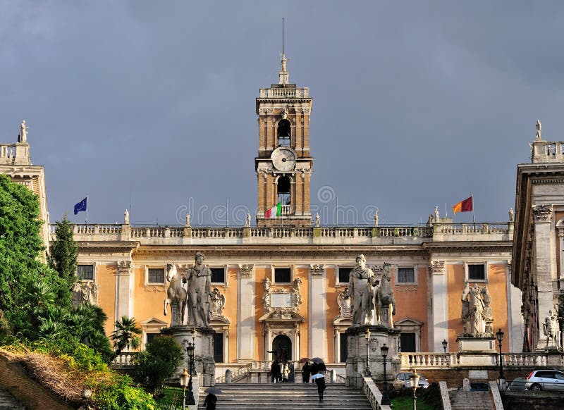 Capitool, Rome stock afbeelding. Image of zaal, wolken - 17457327