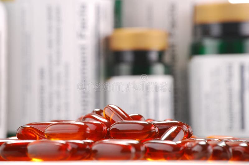 Capsule Dei Supplementi Dietetici E Dei Contenitori Immagine Stock ...