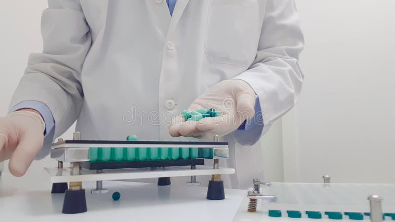 Capsule making machine stock photo. Image of green, vitamin - 143727562