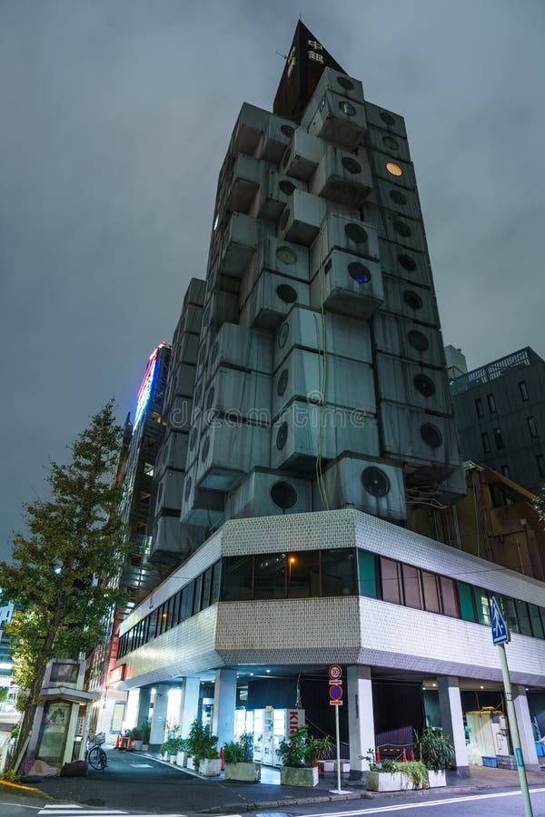 Capsule Tower Building, Japan Tokyo Editorial Photo - Image of view ...