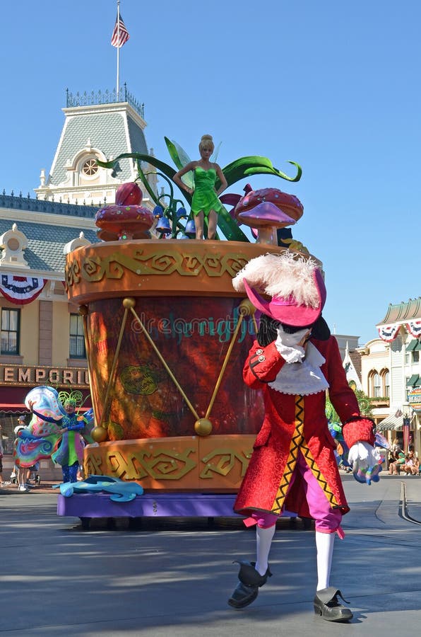 Captain Hook editorial photo. Image of entertainment - 26179176