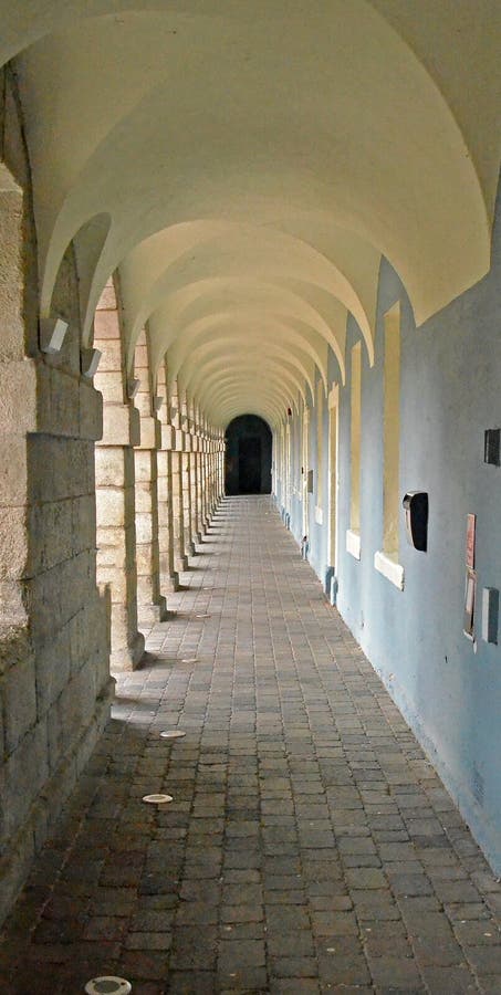 Ong Arched Corridor with Columns Leading To Darkness Stock Image - Image of ruins, hall: 392711853