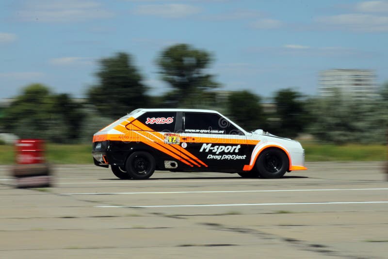 Car 12 (lada) on race editorial stock photo. Image of august - 20694808