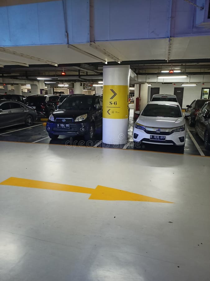 Car Basement Parking in Jakarta Mall Editorial Stock Image - Image of ...