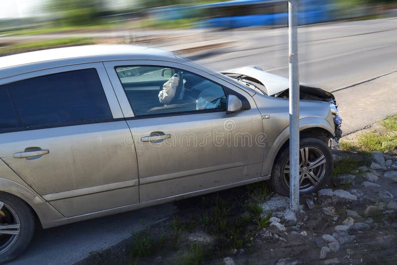 Side View Of A White Car With A Broken Front On The Road Stock Photo ...