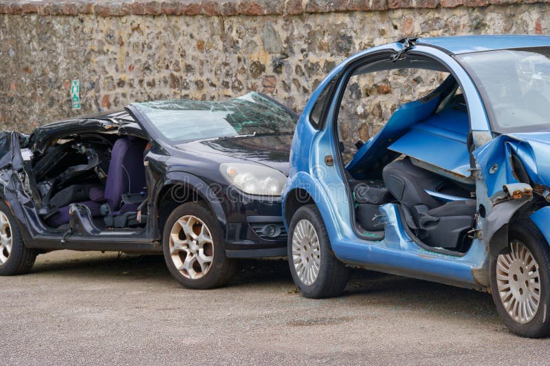 Car Crash Vehicles Ready To Be Scrapped Stock Photo - Image of ...