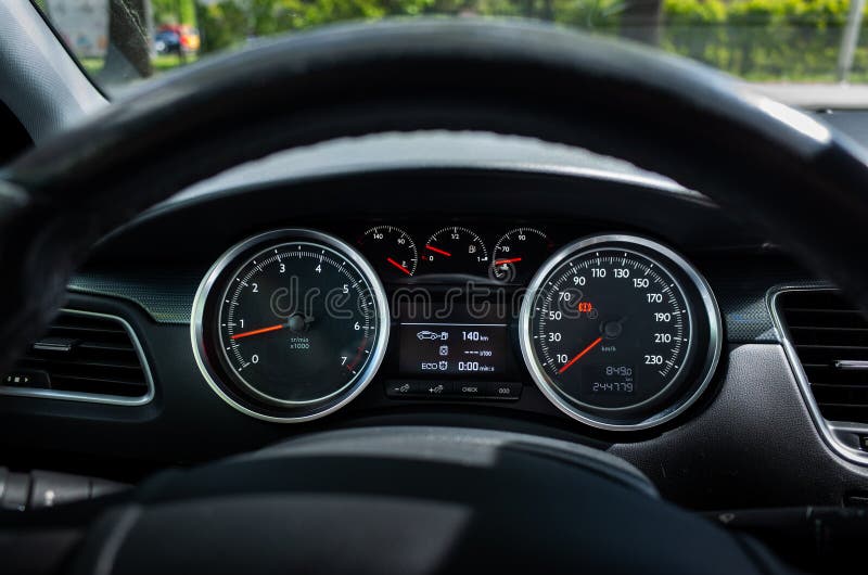 136 Indicator Auto Warning Lights Stock Photos - Free & Royalty-Free ...