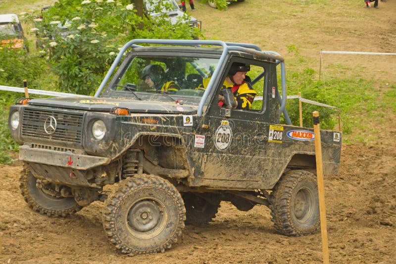 Car eaves a steep slope editorial photo. Image of race - 25700636