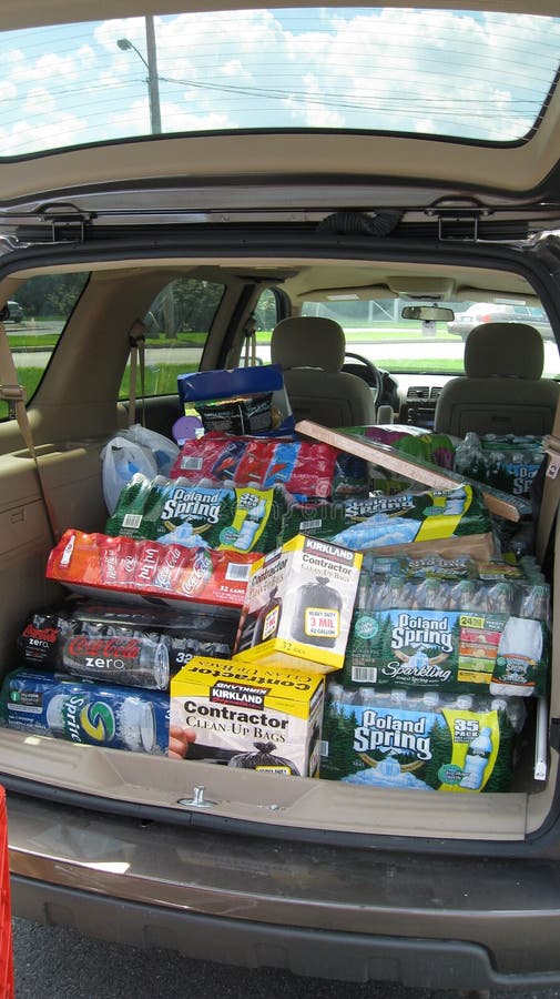 Car Filled with Household Items Editorial Image - Image of minivan ...