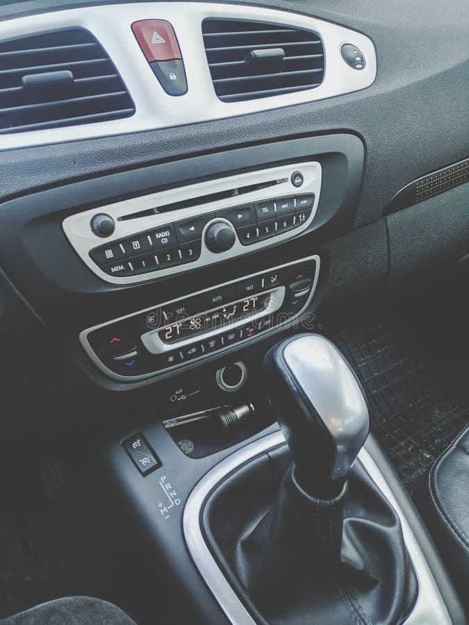 Renault Fluence Interior 360 View