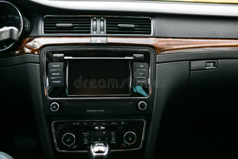 Car Interior, New Car Dashboard Car Gear Shifter Car Panel Instrument ...