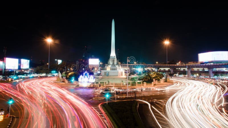 Car Lights at Night on the Victory Monument Editorial Stock Image ...