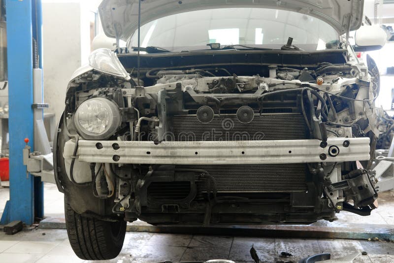 Car repair station stock photo. Image of hydraulic, repair - 82226482