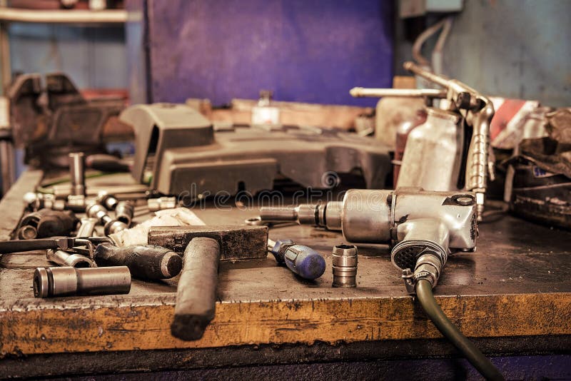 Car repair station stock image. Image of diagnostic, body - 76476329