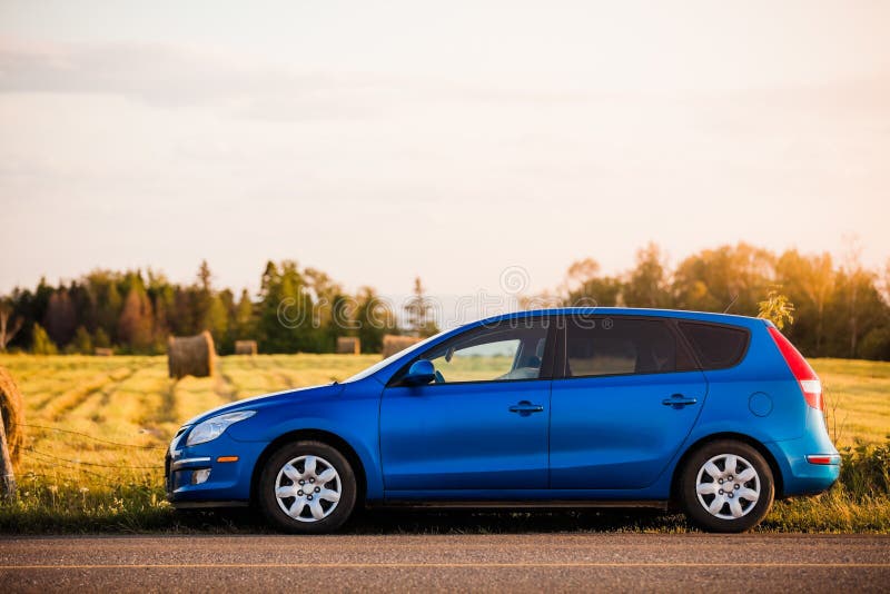 Car in a rural scene stock photo. Image of straw, horizon - 45101034