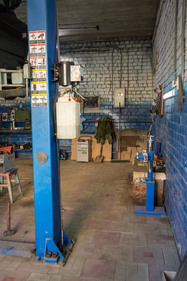 Car Service. Interior of the Car Repair Shop. Stock Image - Image of ...