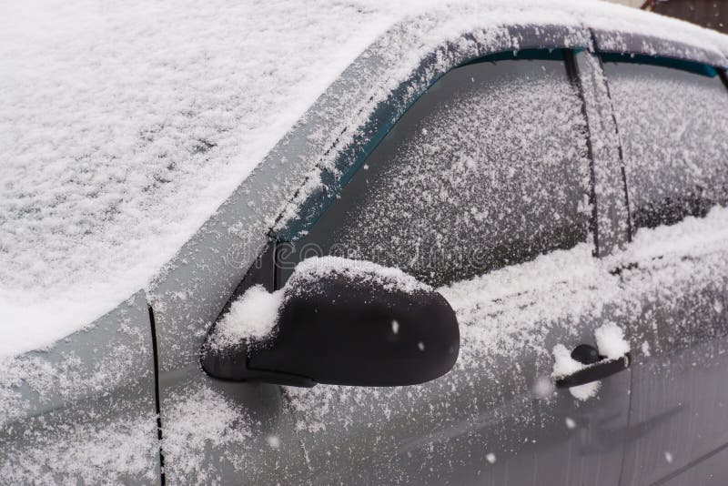 Car in the Snow after a Night Snowfall in Spring. Changing of the ...
