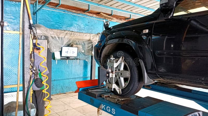 3d Wheel Alignment Stock Photos - Free & Royalty-Free Stock Photos from ...