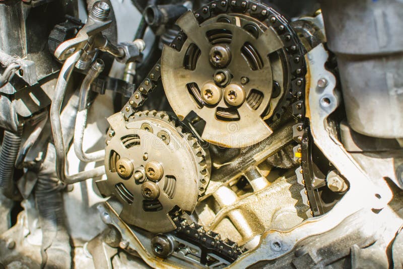 Car Timing Chain in Cutaway Engine Stock Image - Image of turbine ...