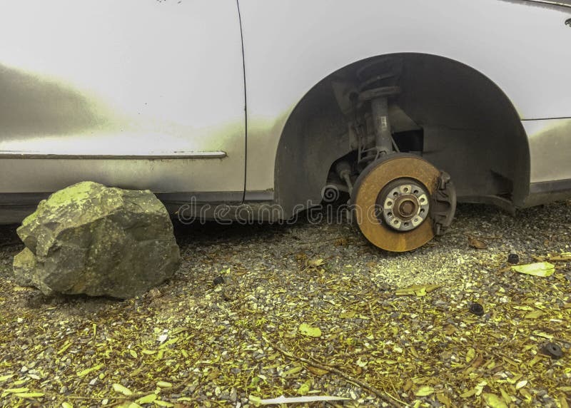 692 Car Missing Wheel Photos - Free & Royalty-Free Stock Photos from ...