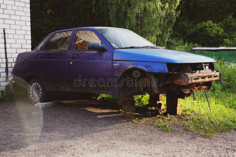 Car without Wheels on Bricks Stock Image - Image of junk, antique ...