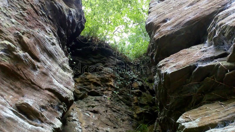 Cara de la roca foto de archivo. Imagen de roca, cara - 94982556