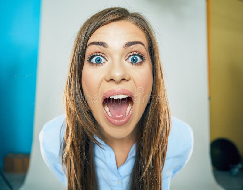 129,890 Fotos de Stock de Mulher Com Boca Aberta - Fotos de Stock ...