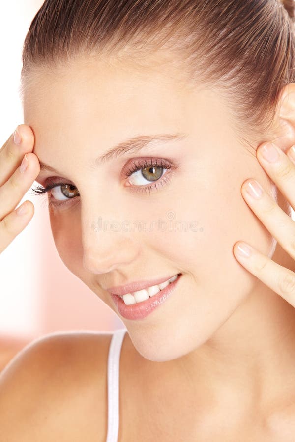 Cara perfecta foto de archivo. Imagen de femenino, modelo - 10921754