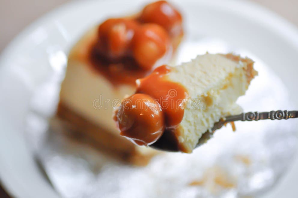 Caramel Macadamia Cheesecake or Nut Cake,macadamia Cake or Macadamia ...
