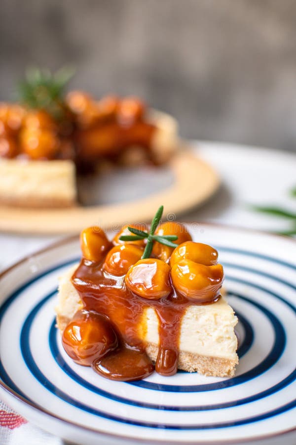 Caramel Macadamia Cheesecake Stock Photo - Image of dessert, bakery ...