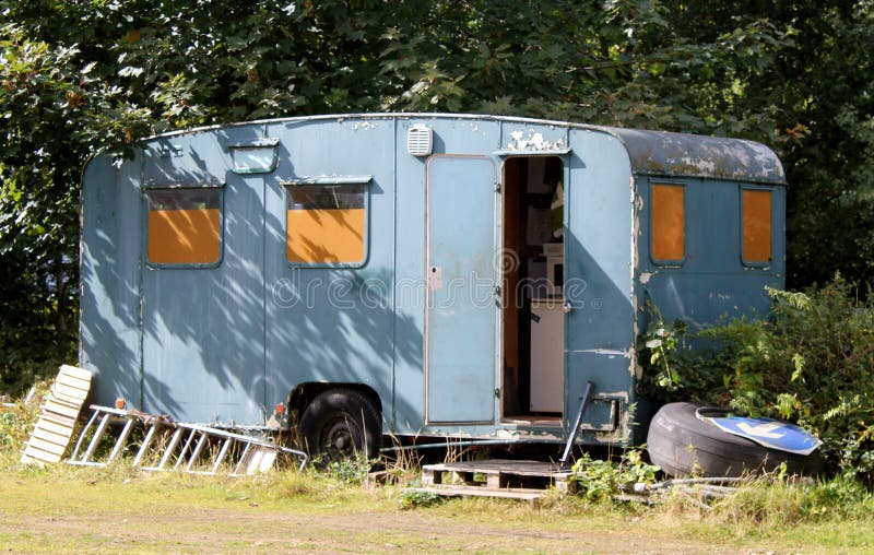 Caravan stock photo. Image of caravan, campground, mobile - 32579512