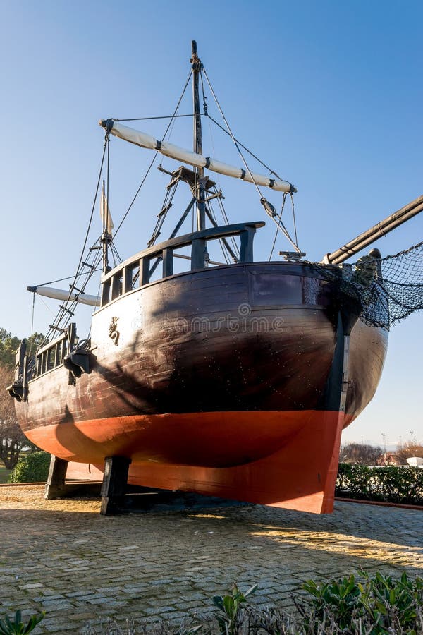 Caravelle, Vue De La Proue Et Tribord Photo stock - Image du voyage ...