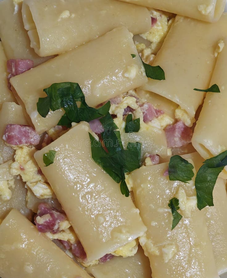 Carbonara Pasta. Typical Italian Lunch Stock Image - Image of pasta ...