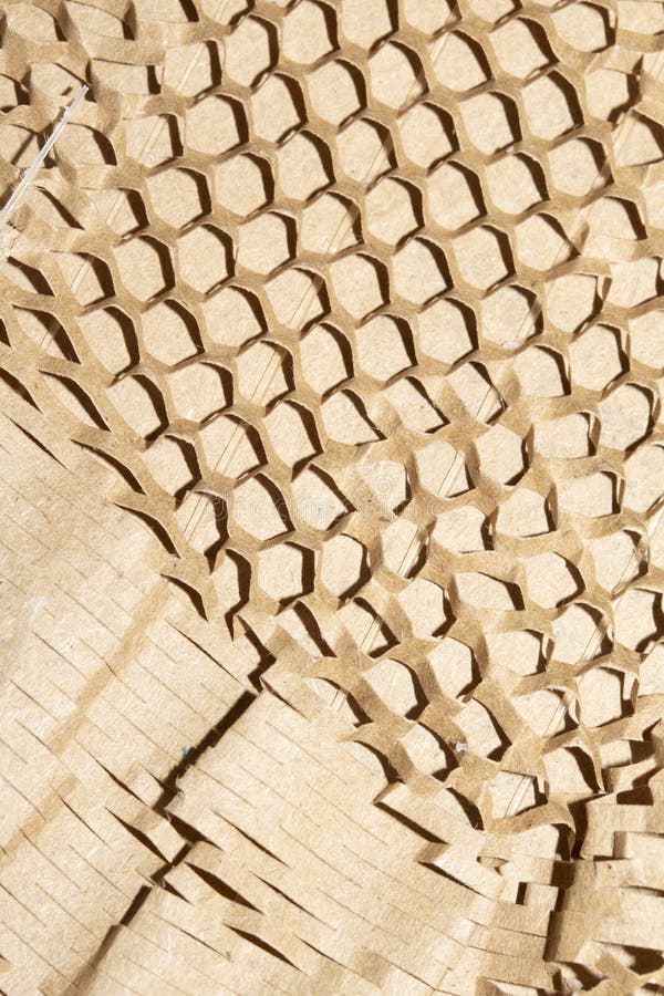 Cardboard Paper Screwed Crunched Up Box Packaging with Honeycomb ...