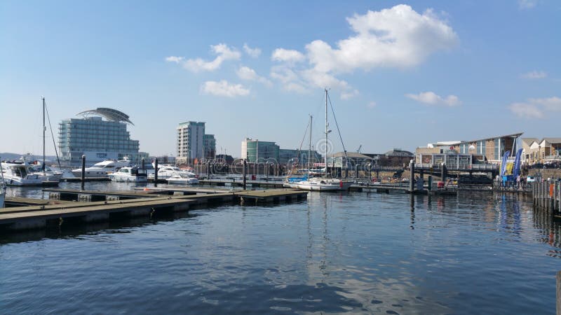 Cardiff Bay editorial image. Image of cardiff, barrage - 169585530