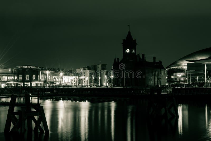 Cardiff at Night stock image. Image of pollution, urban - 15447737