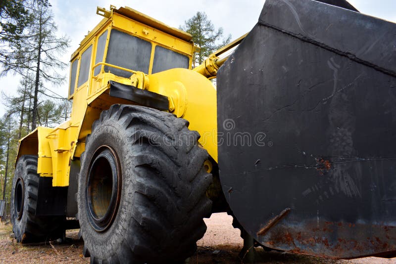 Bulldoze stock image. Image of building, scraper, machine - 20329521