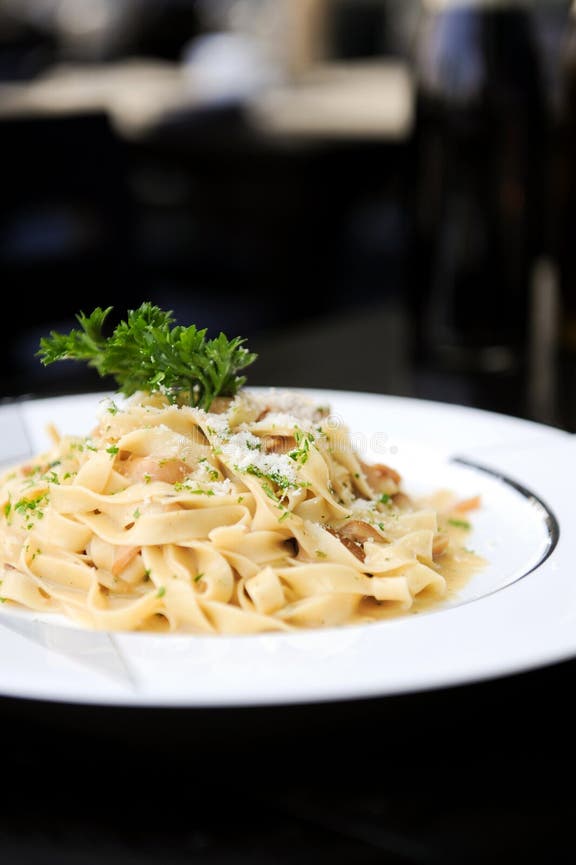 Carga de carbohidratos imagen de archivo. Imagen de queso - 13530749