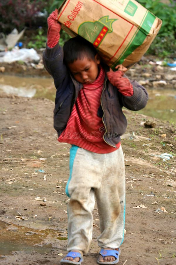 Carga pesada foto de archivo editorial. Imagen de negocios - 60228253