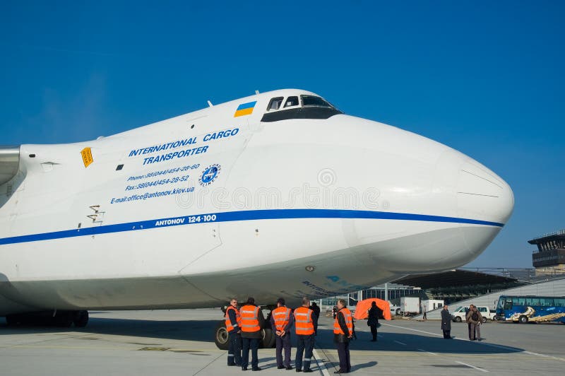 Russian cargo aircraft editorial stock image. Image of worker - 4700114