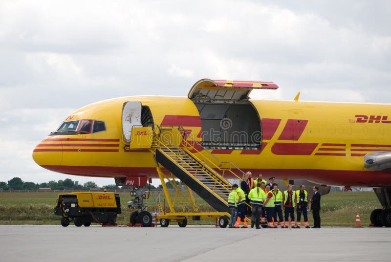 Cargo aircraft editorial photography. Image of cargo, airplane - 4642492