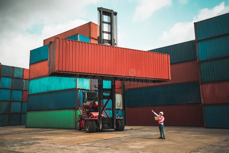 Cargo Container for Overseas Shipping in Shipyard with Heavy Machine ...