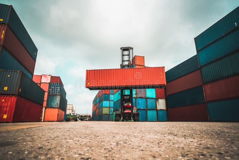 Cargo Container for Overseas Shipping in Shipyard with Heavy Machine ...