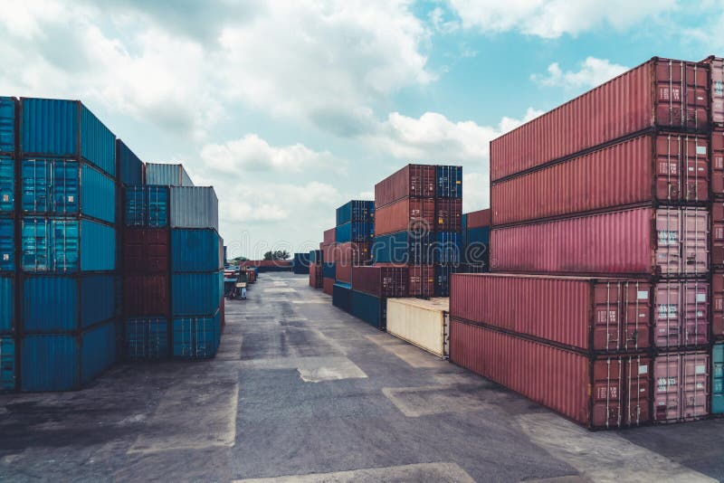 Cargo Container for Overseas Shipping in Shipyard with Heavy Machine ...