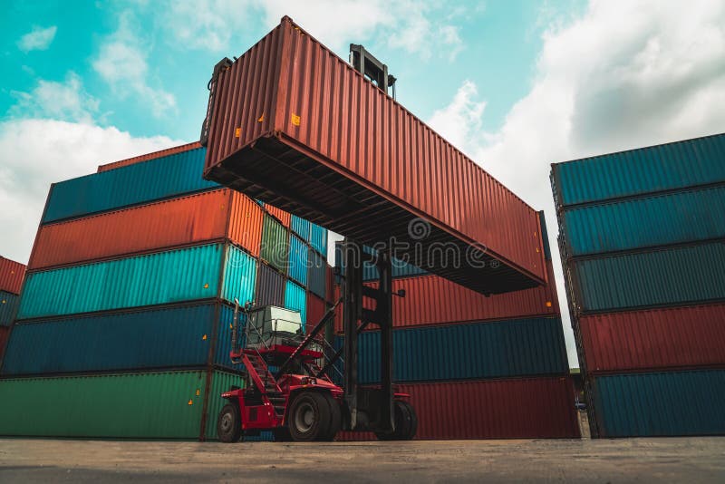 Cargo Container for Overseas Shipping in Shipyard with Heavy Machine ...