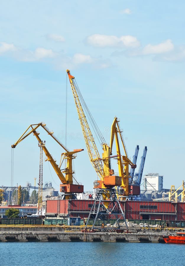 Cargo crane and train stock photo. Image of sailing, device - 27632404