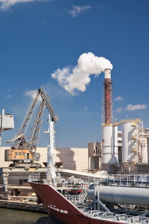 Cargo harbor stock photo. Image of discharge, bulk, harbor - 21394230