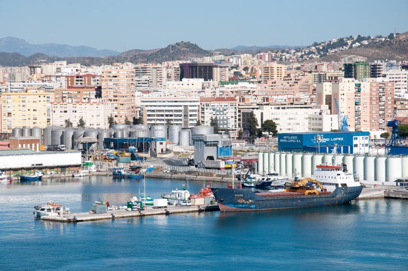 Cargo editorial photography. Image of dockyard, harbour - 43930327