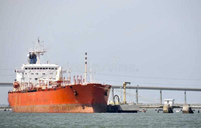 Dry-Bulk Port Facility stock image. Image of cargo, import - 6582425