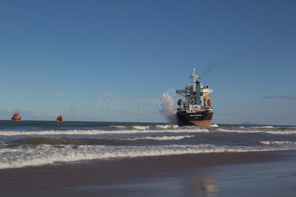 Cargo Ship editorial photography. Image of bsle, shallow - 27154187